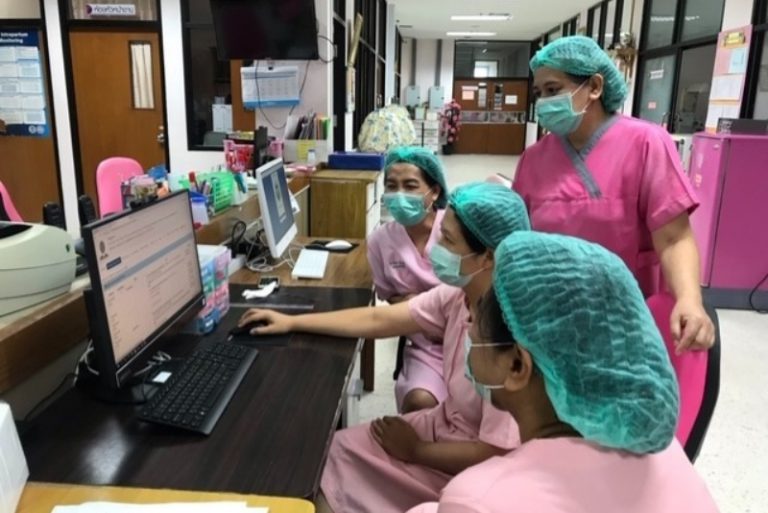 โรงพยาบาลกำแพงเพชร เดินหน้าสู่ Smart Hospital พัฒนาโปรแกรม “IPD Paperless KPHIS” ลดใช้กระดาษ ลด ...